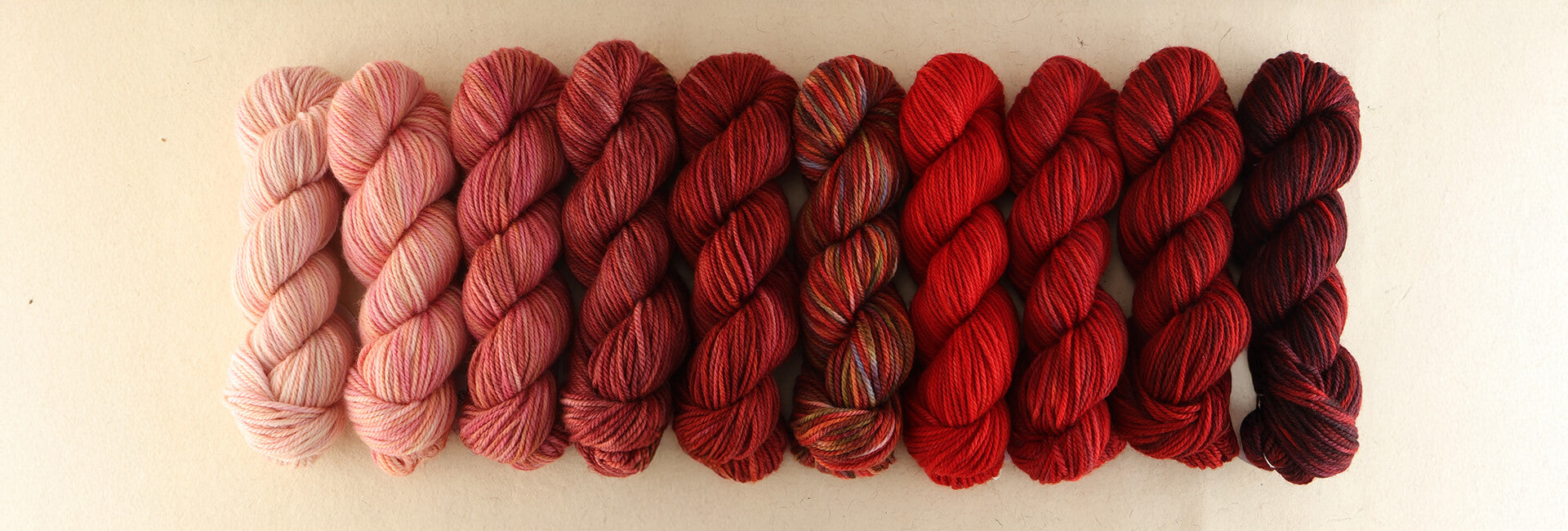 Red & Pinks – Fine Variegated Yarn – The Oxford Company