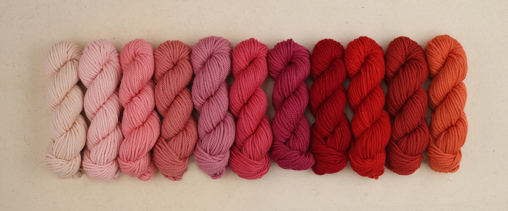 Red and Pinks – Solid Rug Yarn – The Oxford Company